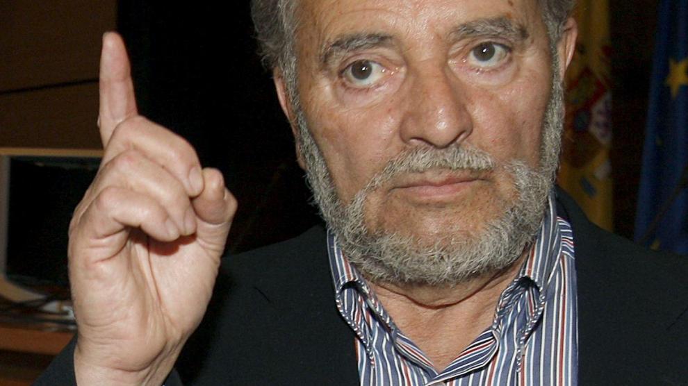 Julio Anguita ingresa grave en la UCI por una parada cardiorrespiratoria