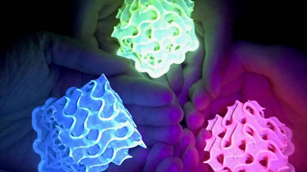 Creados los materiales fluorescentes más brillantes conocidos