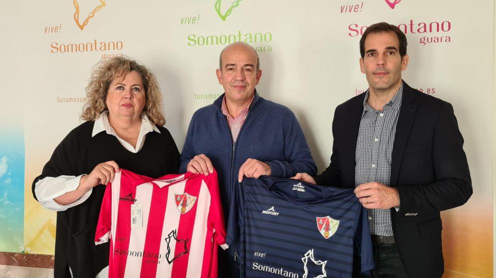 La Comarca de Somontano de Barbastro patrocina a la U.D. Barbastro