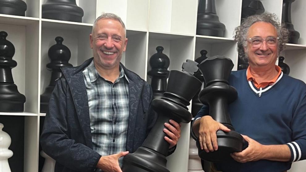 Nacho G. Velilla llevará al cine el éxito en ajedrez de un colegio de ...