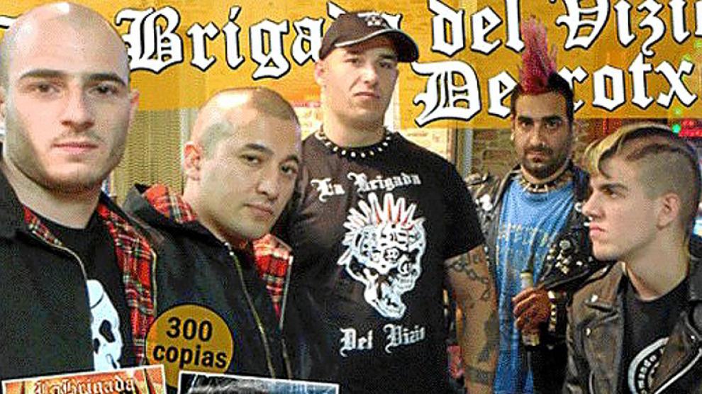 Un festival punk trae a grupos que incitan a la violencia y aplauden el ...