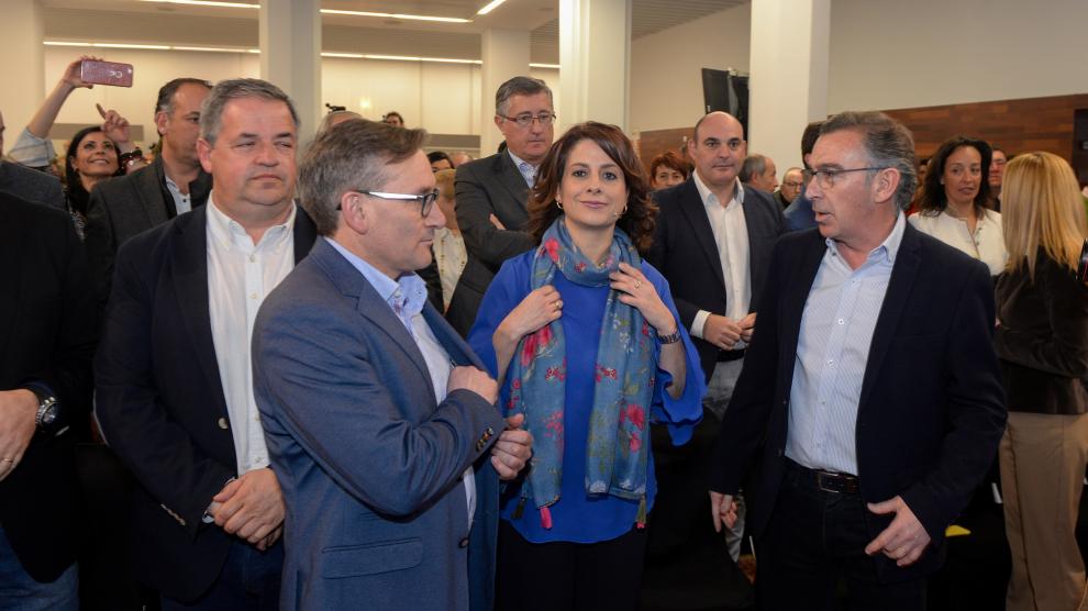 Emma Buj presenta su candidatura a la alcaldía de Teruel en un acto ...