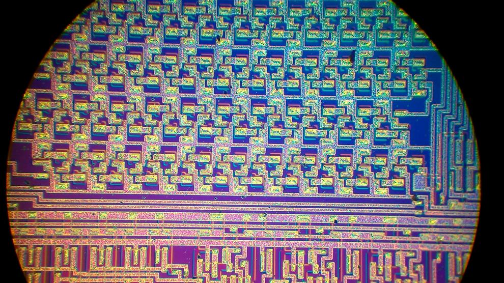 Aquí hay ciencia: ¿Por qué hay desabastecimiento de microchips?