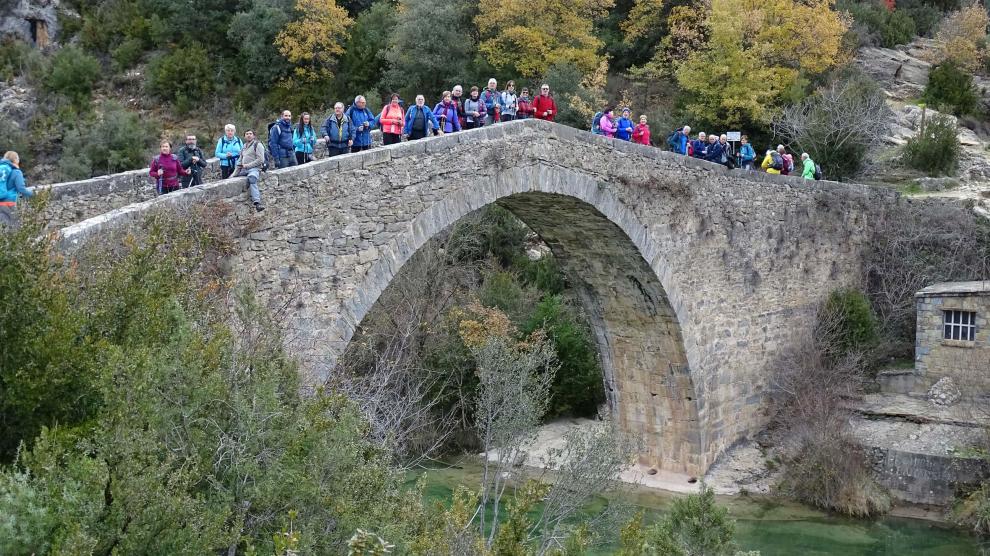 Pueblos de piedra, sierras y barrancos por la tierra de Guara