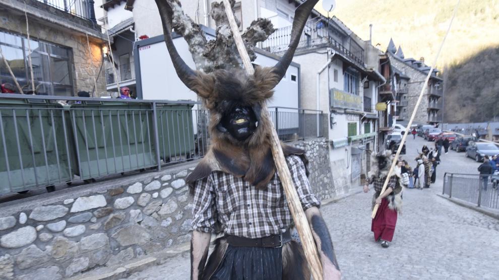 Una tranga de Bielsa: "Cuando me pongo los cuernos no tengo amigos ni ...