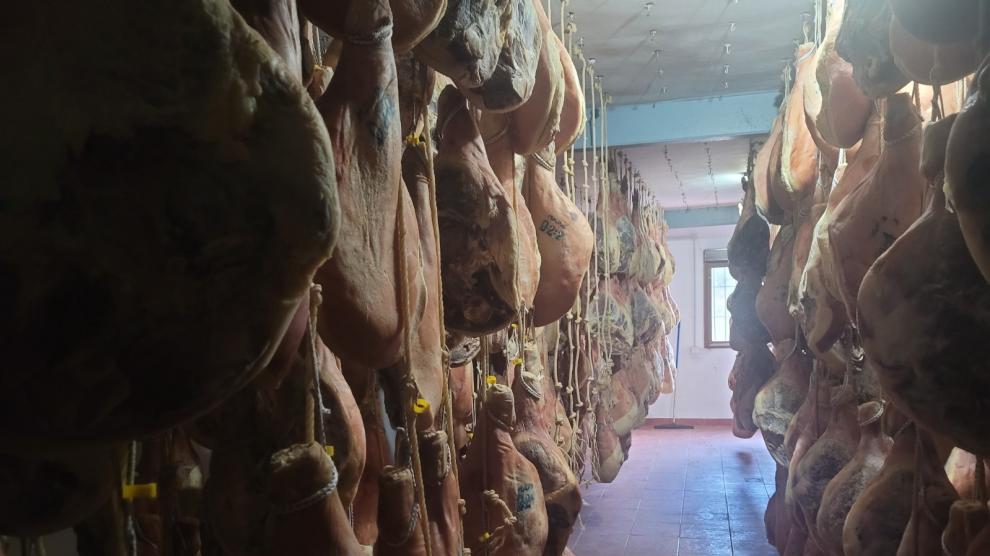 El secado de jamones 'a ventana abierta' en Teruel ya es oficialmente ...