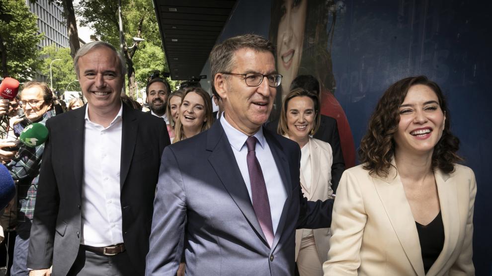 Azcón explora pactos más allá de Vox para gobernar en solitario con el ...