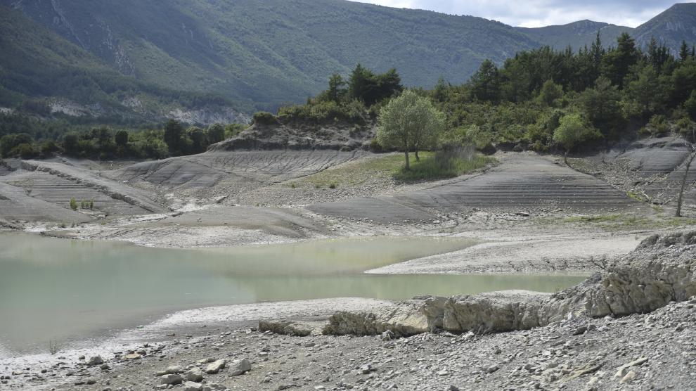 Los embalses encaran el verano con menos reservas que al inicio de la ...
