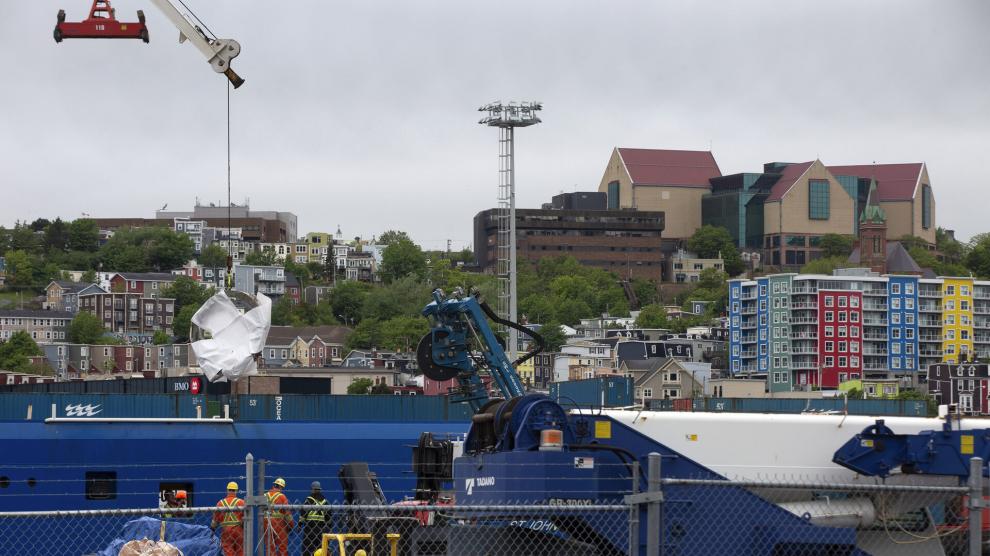 Llegan a Canadá los restos del sumergible Titán recuperados del Atlántico