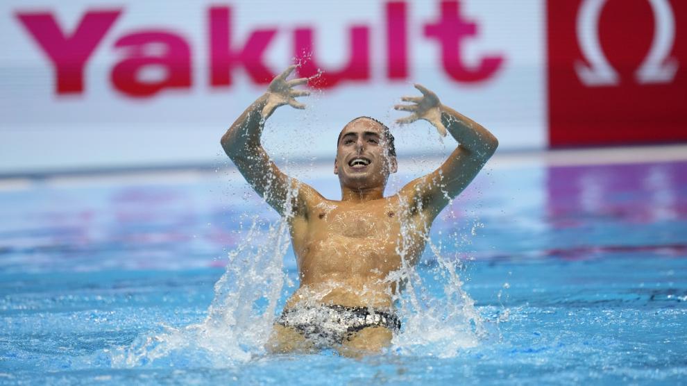 El español Dennis González, primer campeón del mundo en solo libre en natación artística