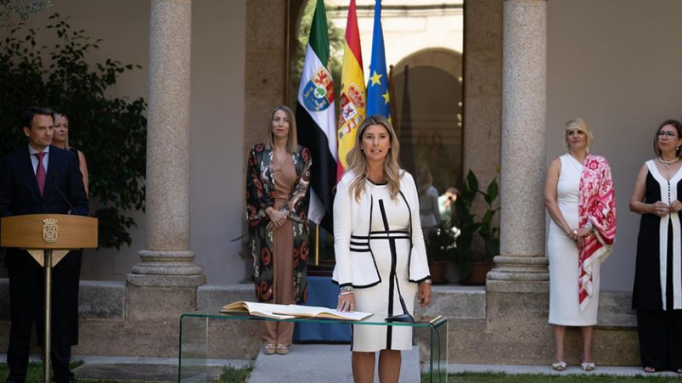 Dimite Camino Limia, la consejera de Vox en el Gobierno de María ...