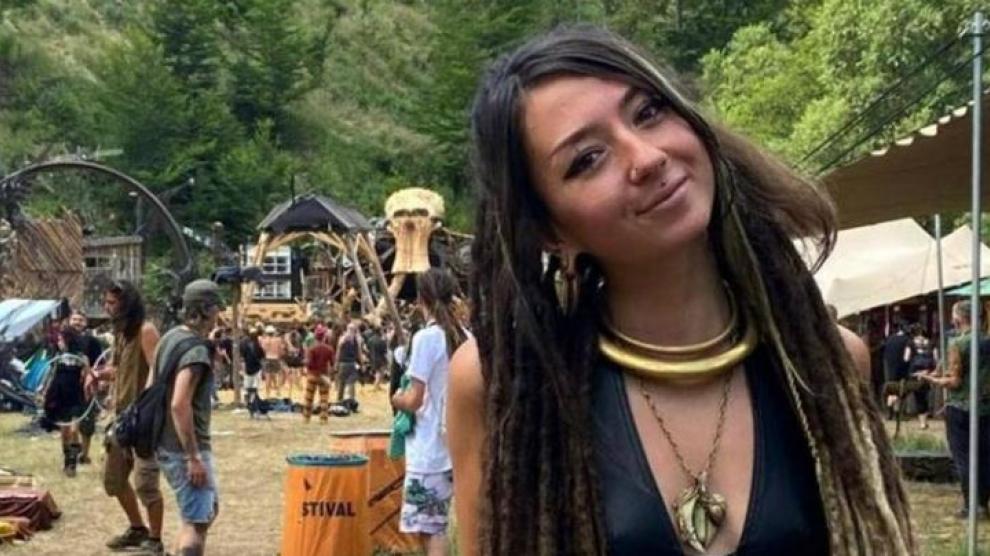 Confirman la muerte de Shani Louk, la joven exhibida por Hamás en una ...