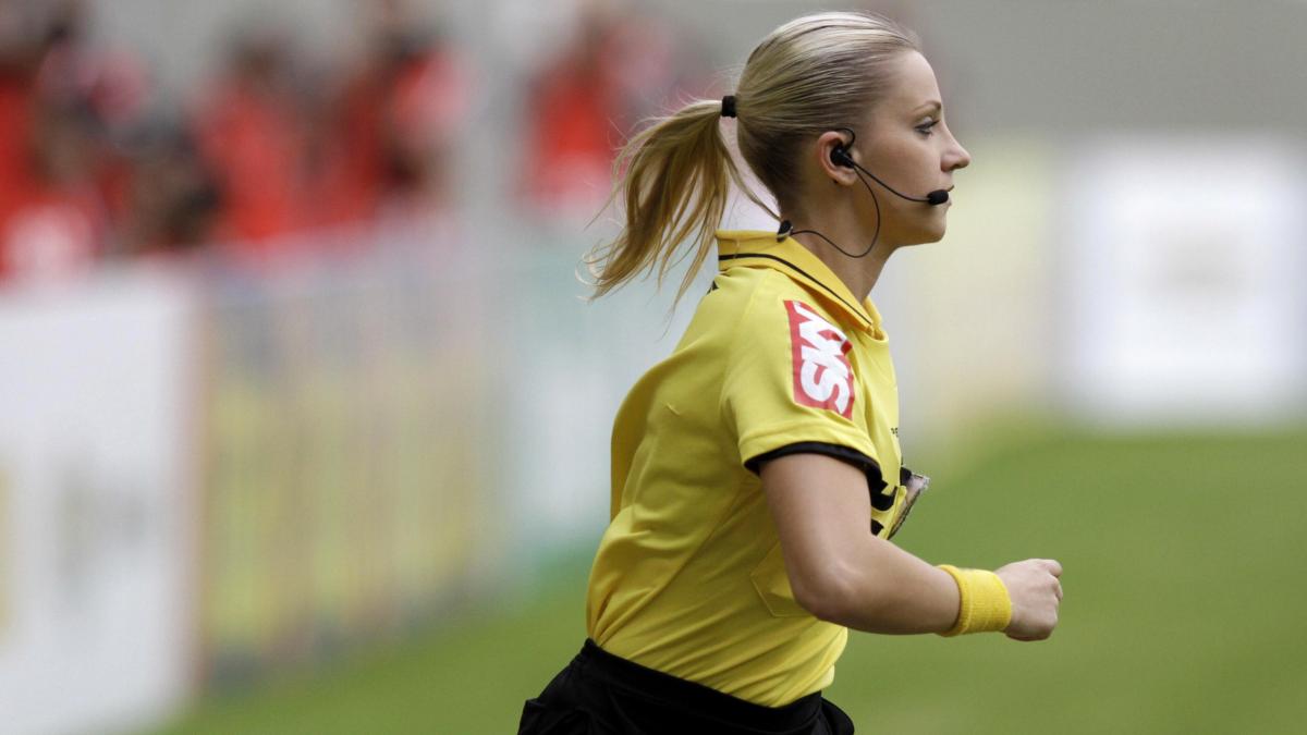 Fernanda Colombo, la nueva atracción del fútbol brasileño