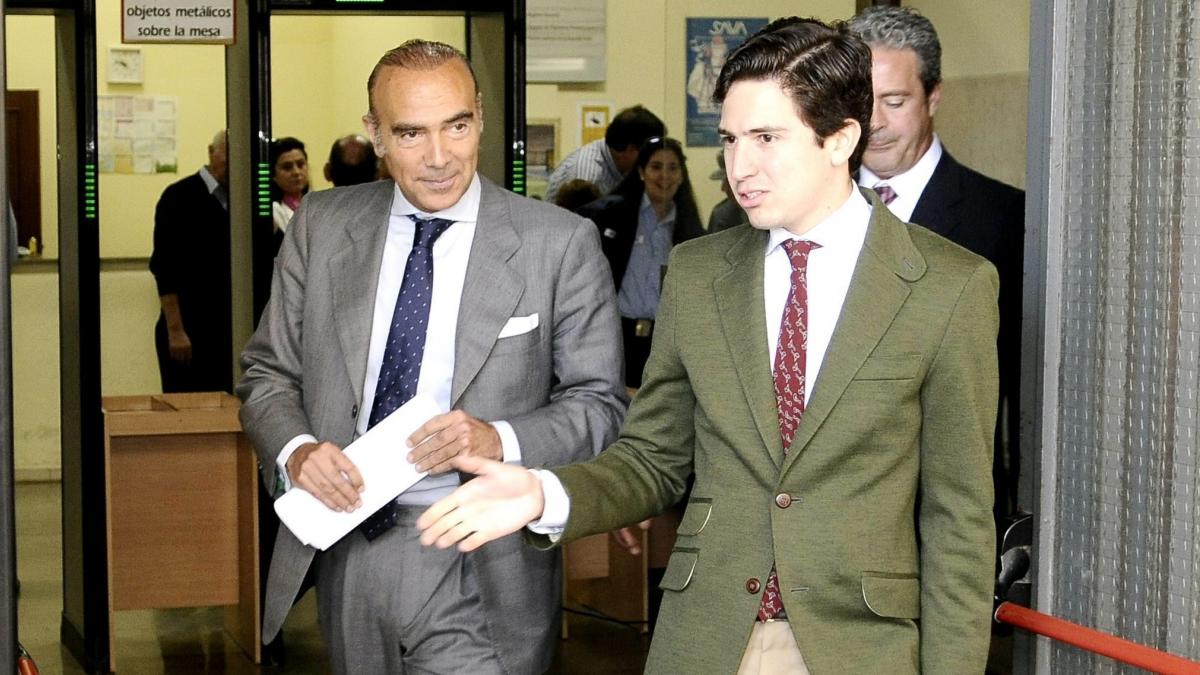 Luis Oliver se acoge a derecho a no declarar