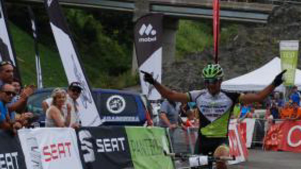 Hermida mantiene su reinado