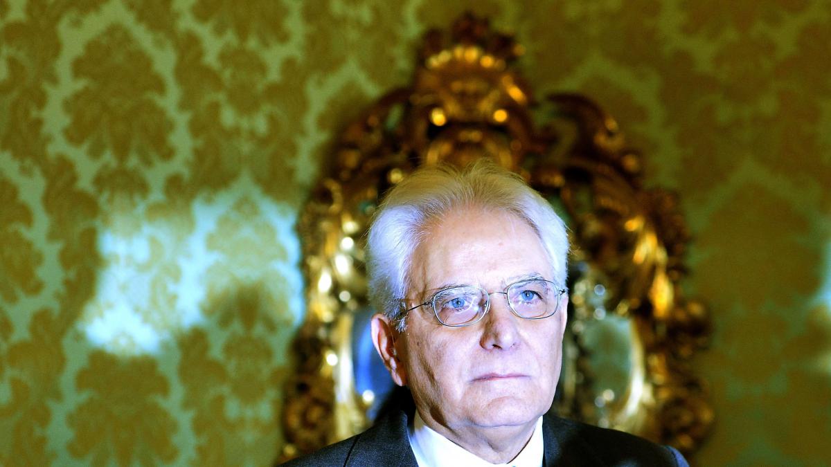 Sergio Mattarella es elegido presidente de la República italiana