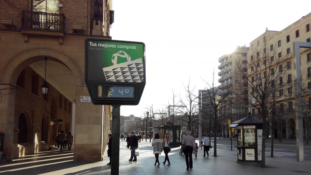 El cierzo llega a Zaragoza y las temperaturas descienden