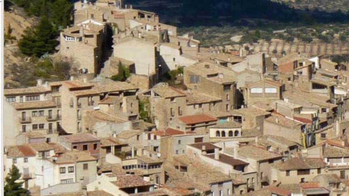 Calaceite, uno de los pueblos más bonitos de España, cuadruplica el ...