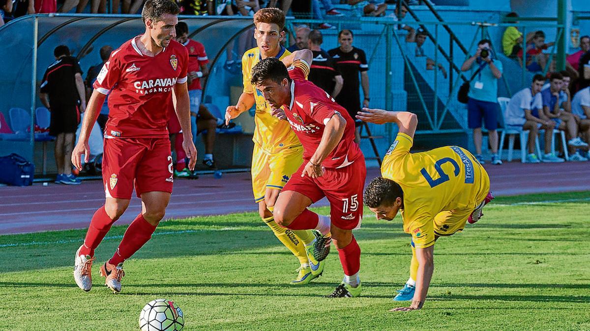 El orden y la buena defensa traen la primera victoria