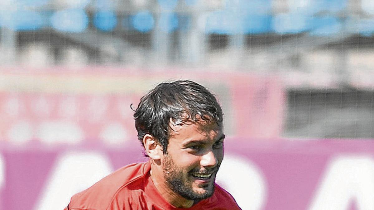 Adán firma con el Ebro | Noticias de Suplementos en Heraldo.es