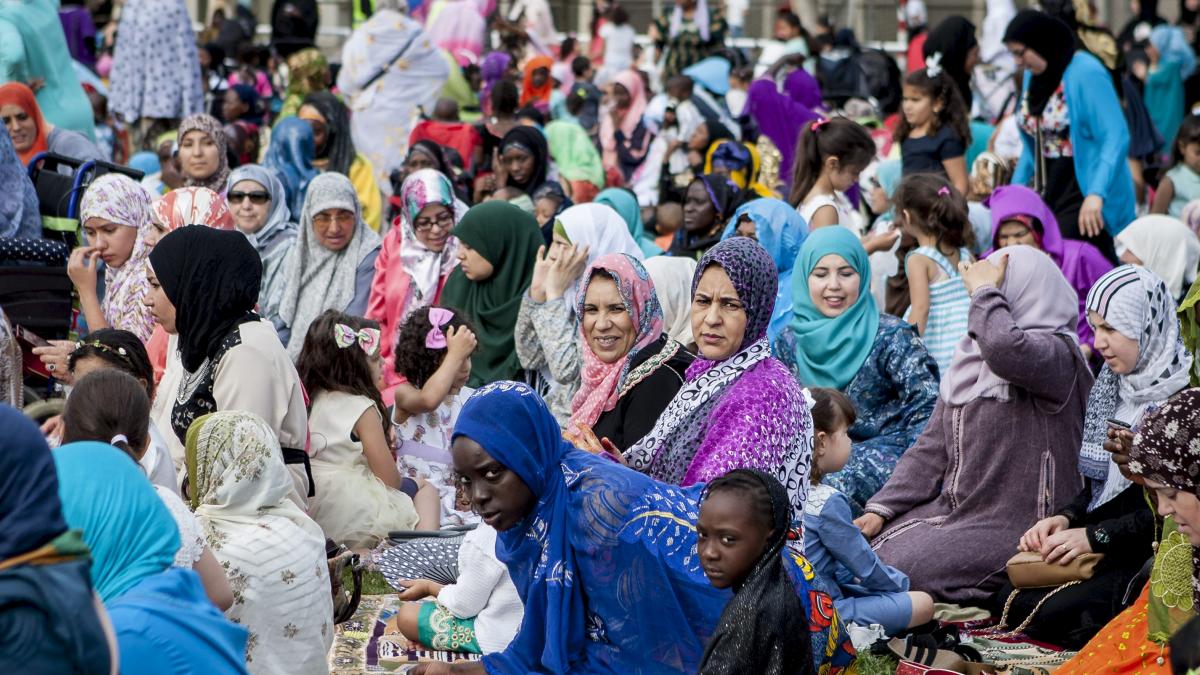 Casi dos millones de musulmanes en España comenzarán hoy el ayuno del mes de Ramadán | Noticias ...