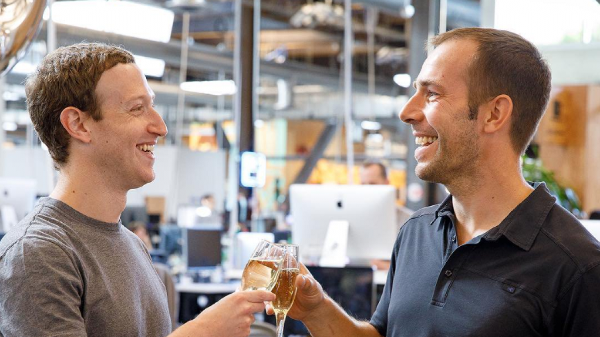 Quién es Javier Oliván, el oscense número 2 de Facebook | Perfil