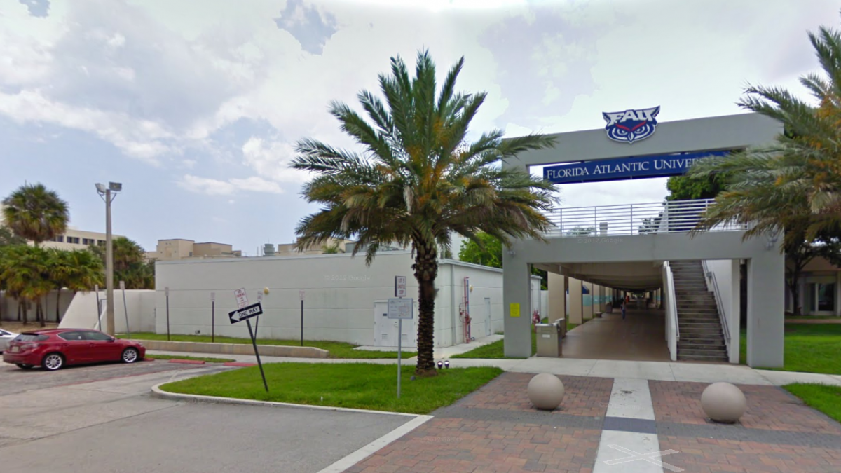 Una universidad de Florida cancela un acto de graduación por la amenaza ...