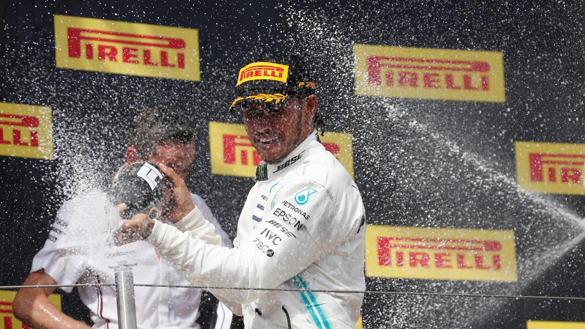 Hamilton gana de paseo por Paul Ricard