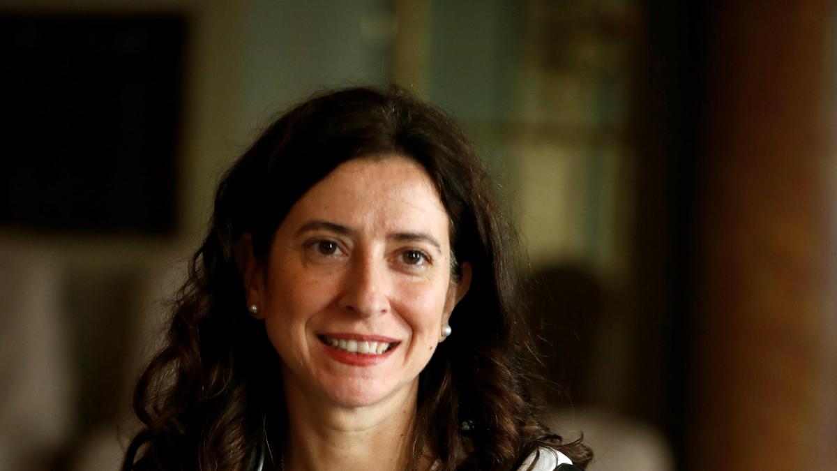 Ana Merino narra la turbulenta apetencia de la felicidad