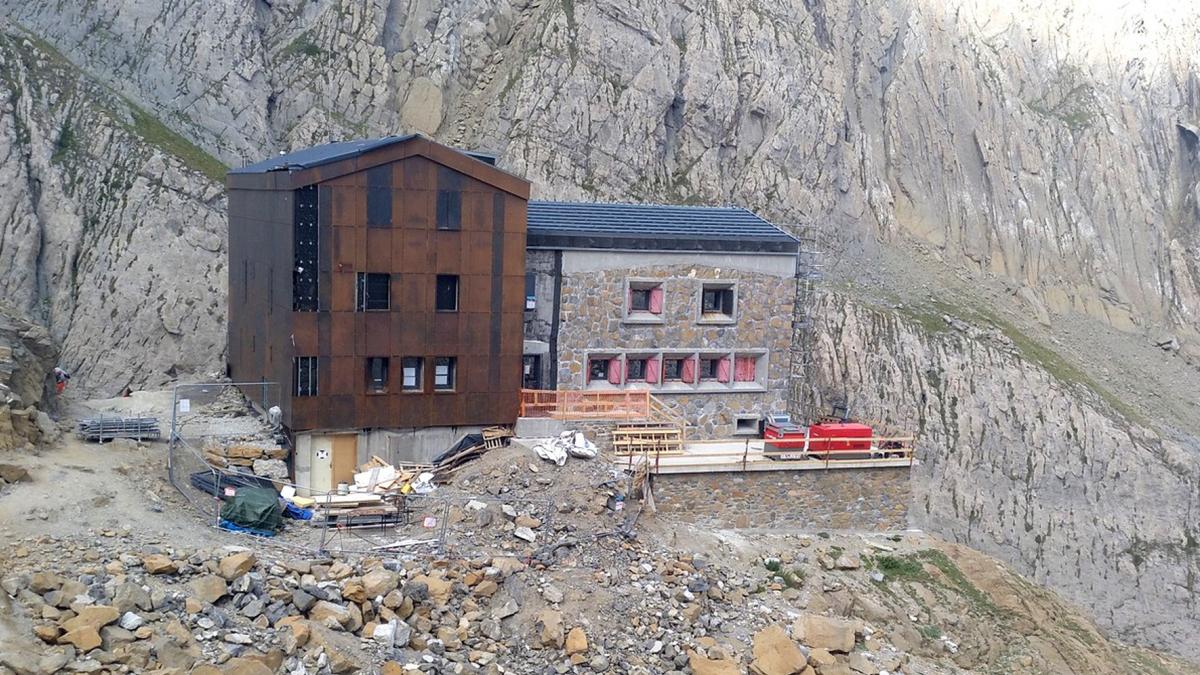 Cerrado por obras el refugio de Sarradets