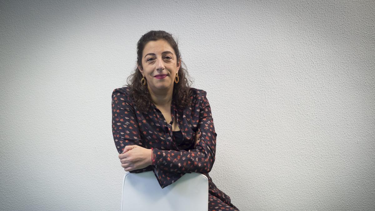María Frisa: "Zaragoza es una ciudad de novela negra"