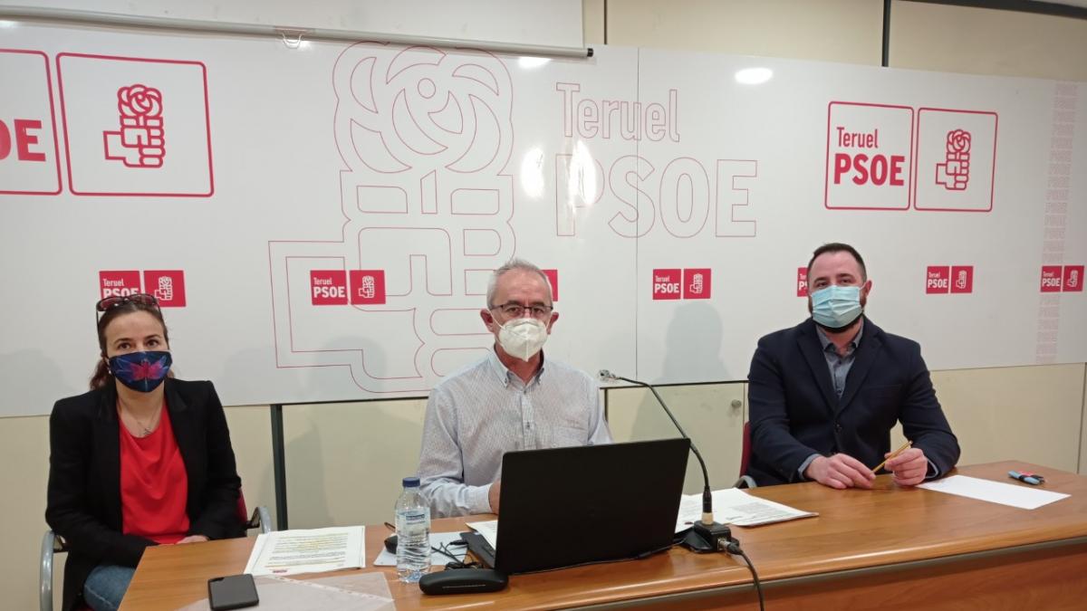 El PSOE quiere participar en las negociaciones laborales del ...