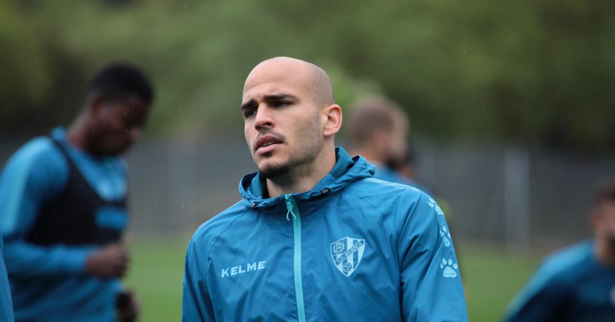 El Getafe hace oficial la cesión de Sandro Ramírez por una temporada