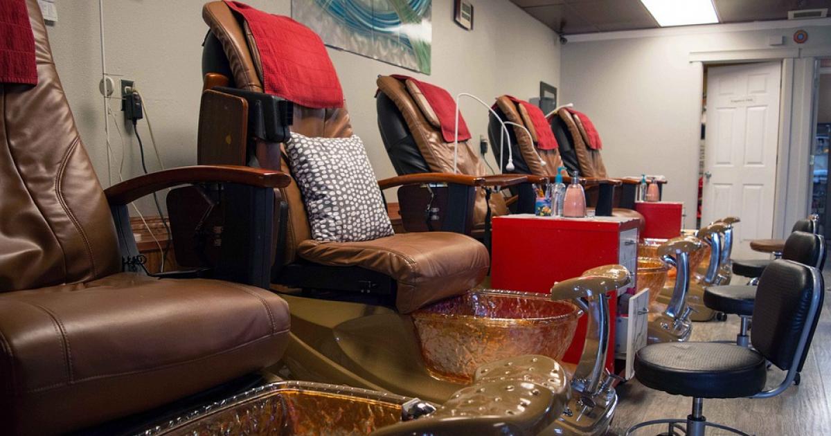 Una mujer amputada por infectarse en una pedicura recibirá 1.750.000 ...