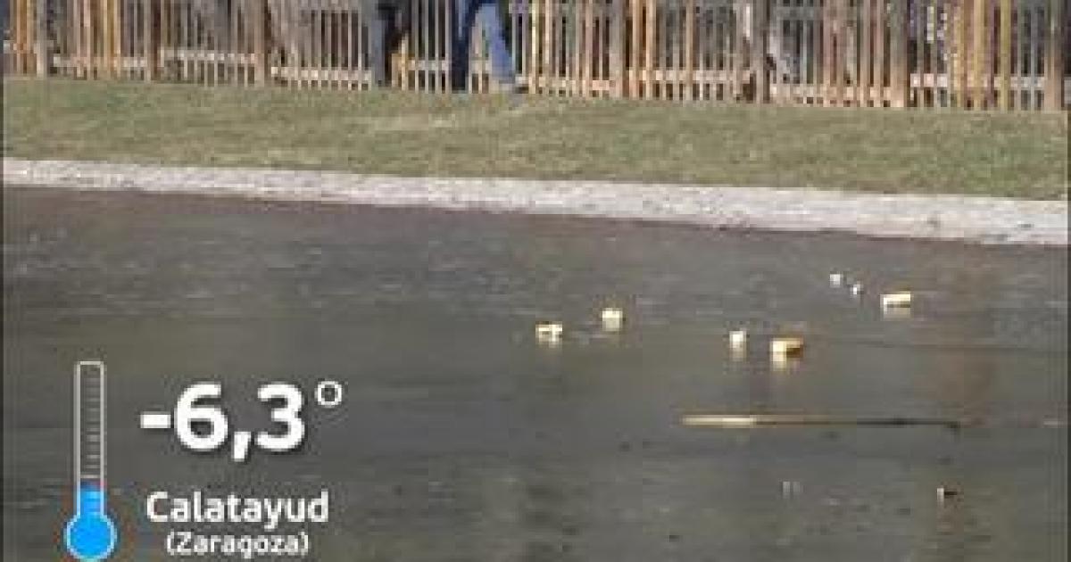 VIDEO: Se rozan los 13 grados bajo cero en el interior y menos de 6 en ...