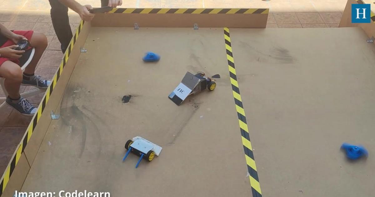 VIDEO: Batalla de robots en el centro Codelearn de Zaragoza