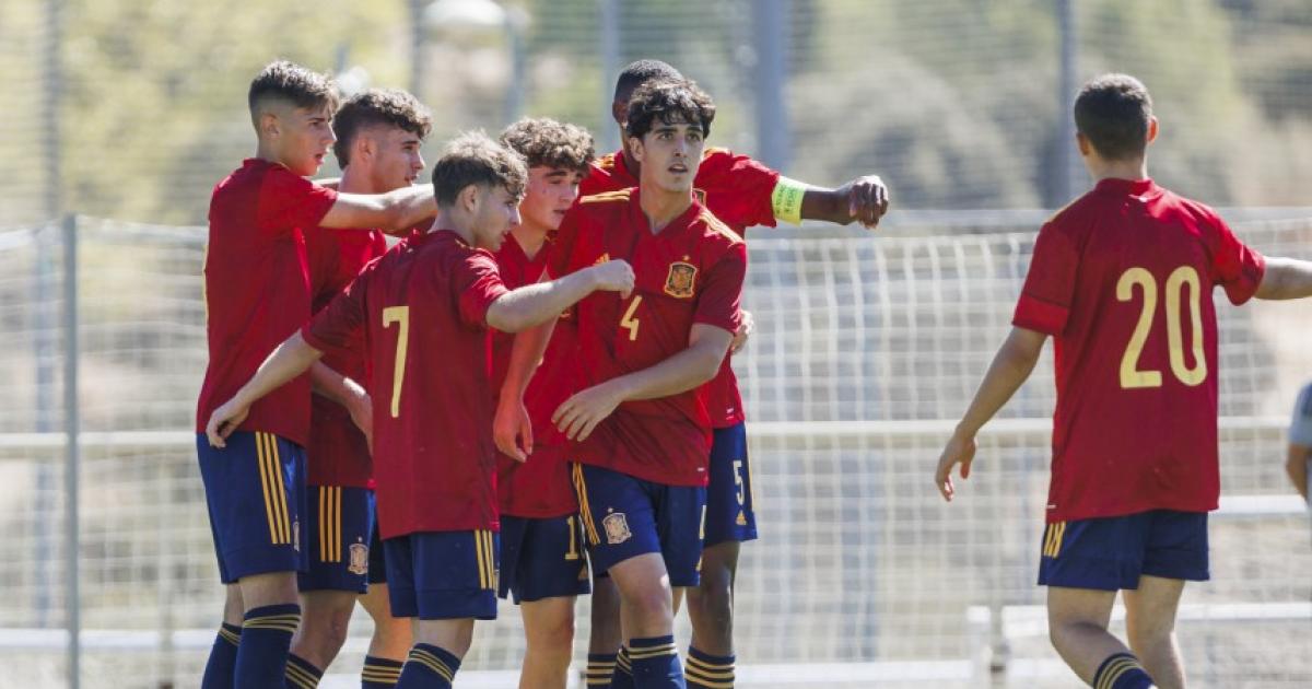 Hugo Anglada cumple con nota en su estreno con la selección sub 19