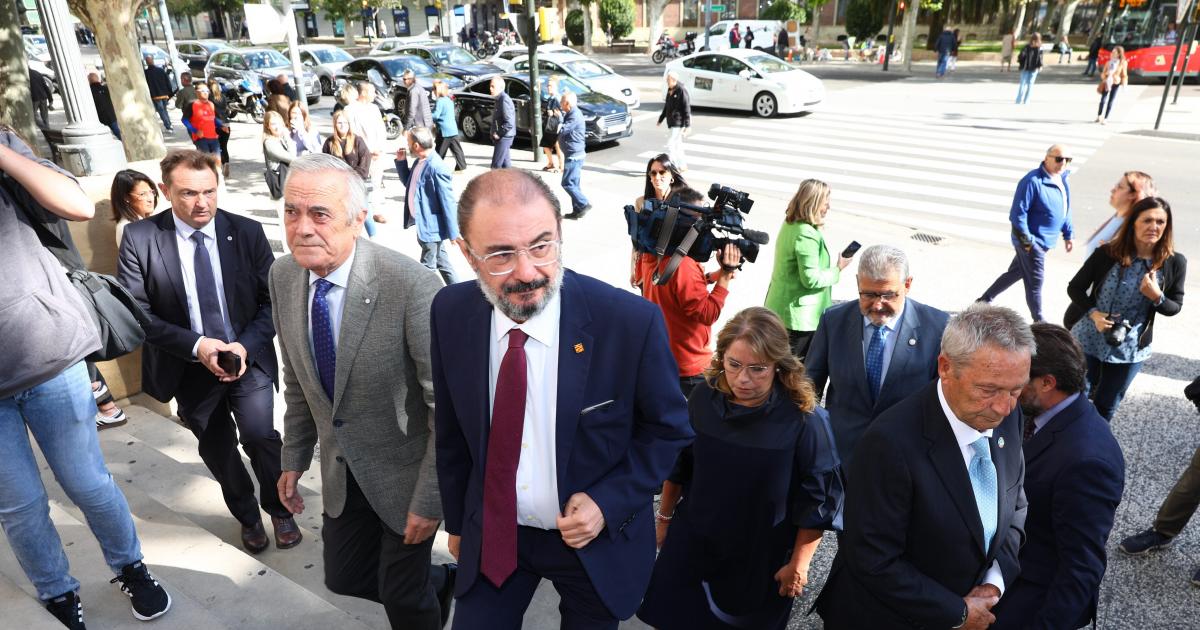 Lambán dice que le da "igual" que Puig rebaje impuestos y que la ...