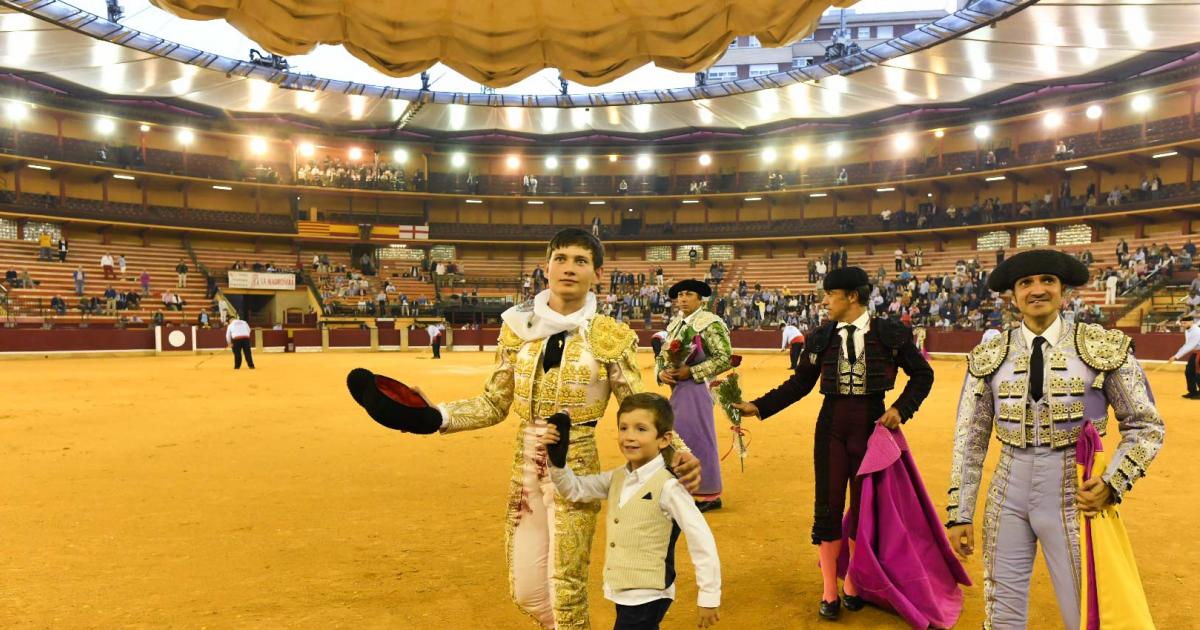 Puerta grande al futuro de Fran Fernando