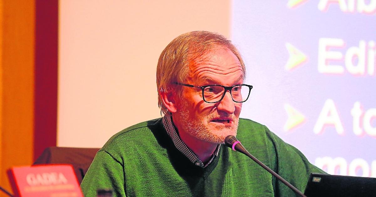 Adell habla este jueves de “Aragón, tierra abierta” en el Benito Moliner
