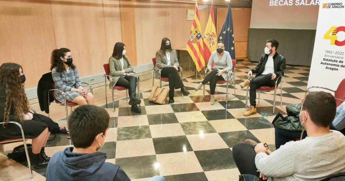 Más de 1.600 universitarios aragoneses se benefician este curso 2022 ...