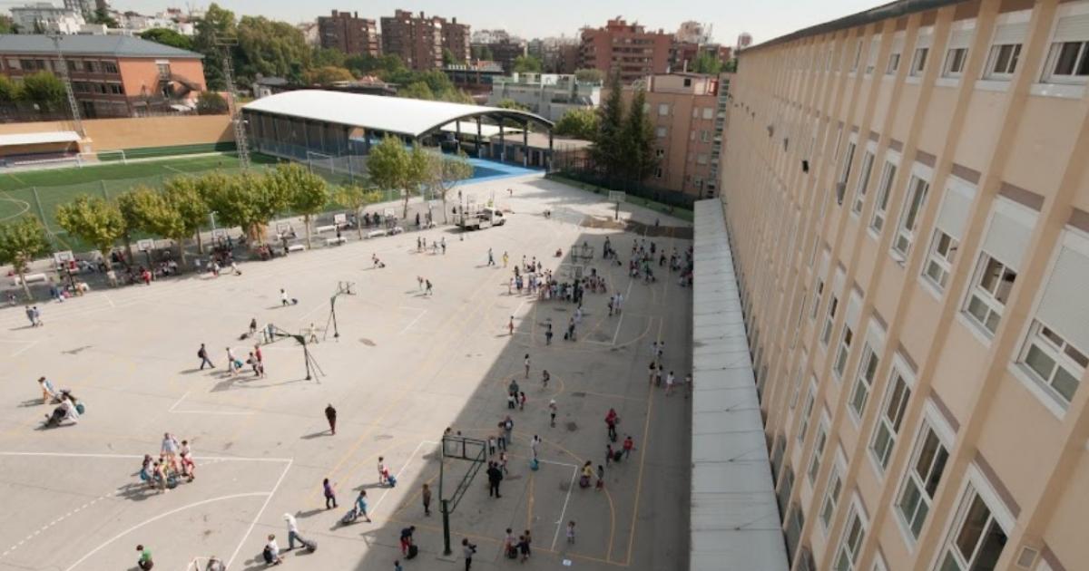 Investigan a un profesor de un colegio de Madrid por presuntos tocamientos a alumnas