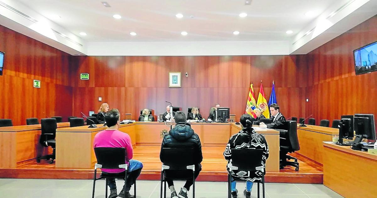 Absuelto el policía que acabó acusado de lesiones tras mediar en una ...