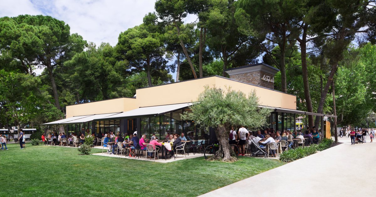 Nuevos espacios gastronómicos para disfrutar del parque con todos los ...