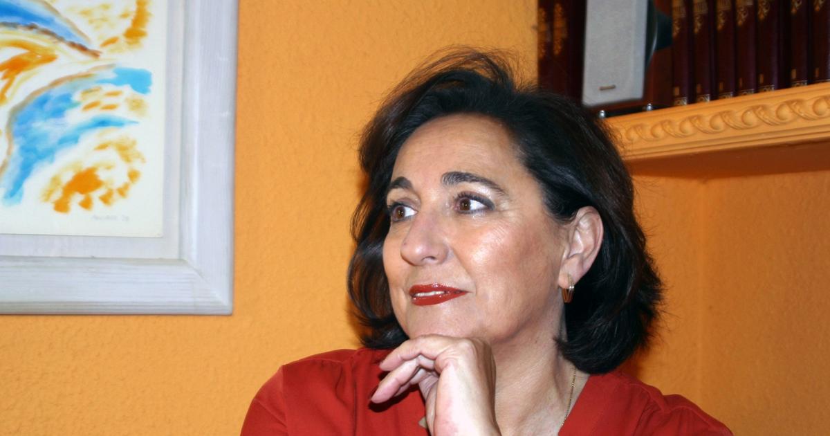 Ana Rioja: "Cuentos historias que contaban mis abuelos entre susurros y ...