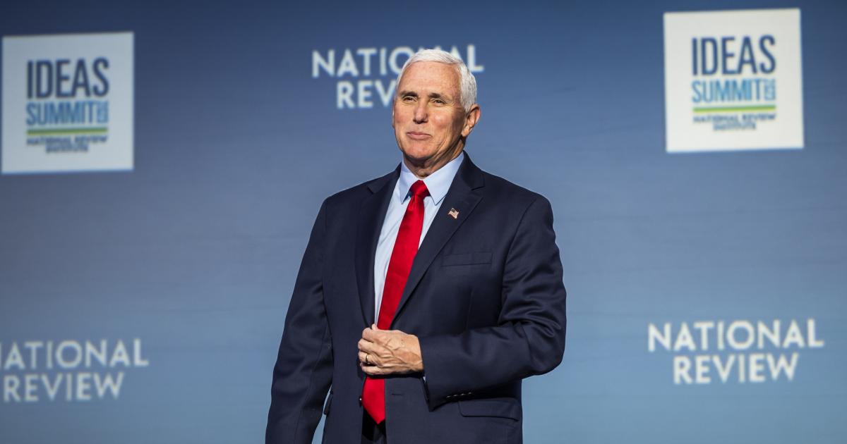 El exvicepresidente de EE. UU. Mike Pence presenta su candidatura para ...