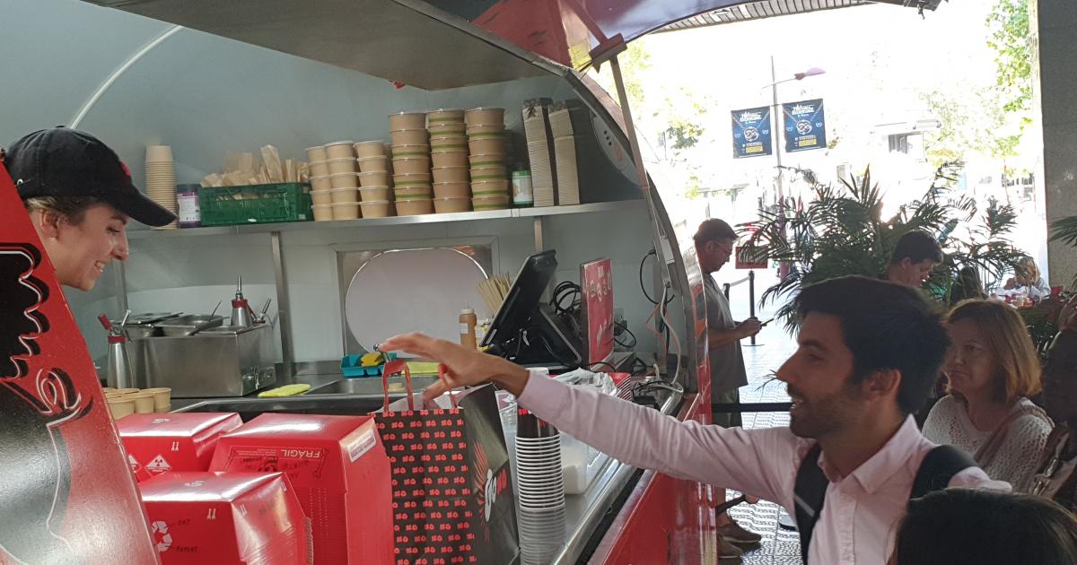 El GoXO vuelve a Zaragoza: la 'food truck' de Dabiz Muñoz ha abierto su ...