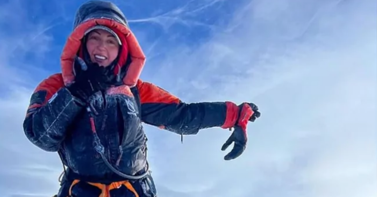 Muere la alpinista estadounidense Anna Gutu en una avalancha en el ...