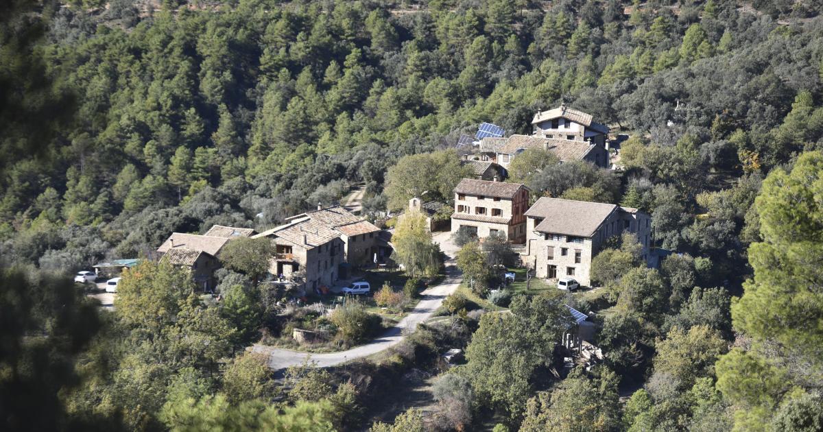 Así es la escuela cerrada en Caneto | Imágenes