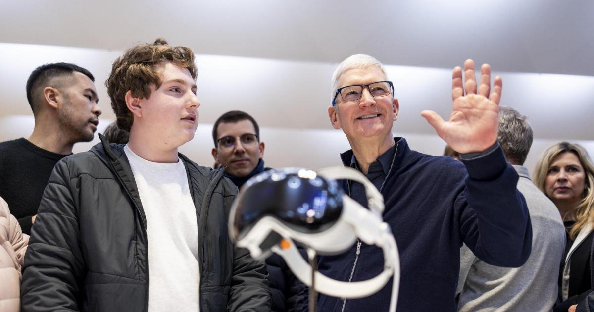 Tim Cook da la bienvenida a las nuevas gafas de realidad virtual de ...